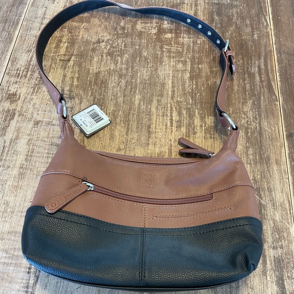 Stone Leather & CO | Bags | Stone Leather Co Blacktan Leather Purse ...